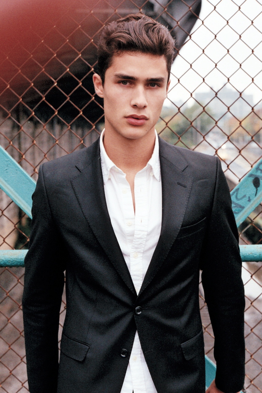 Lucas Goossens by Ty Pike – The Fashionisto