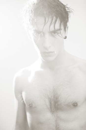 Peter Warrick Shoots Nevs New Face Marco – The Fashionisto