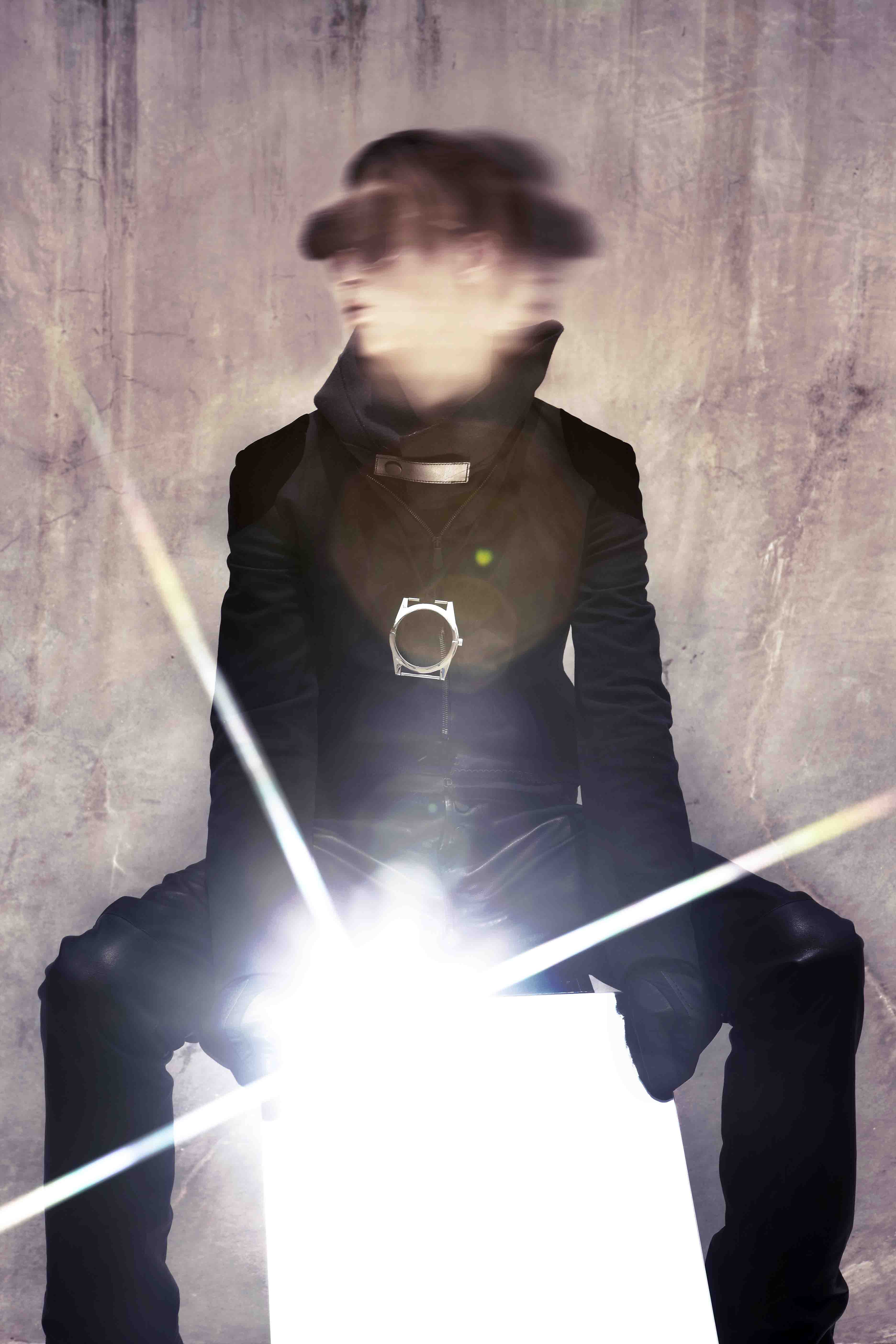 Jasper G Splits into Two for Designare Homme – The Fashionisto