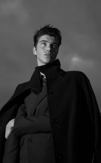 Sam Steele in 'Lucky Star' by Simone Siel for Fashionisto Exclusive ...