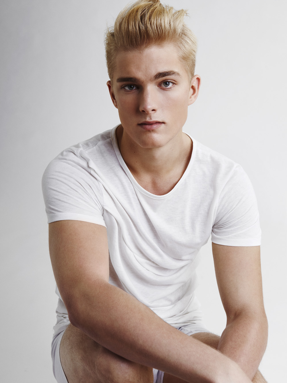 Saty + Pratha Capture Louis Galloway, Satoshi Toda, Nicklas Kingo ...