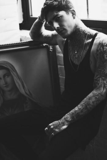 Daniel Bamdad at Home by Dilia Oviedo – The Fashionisto