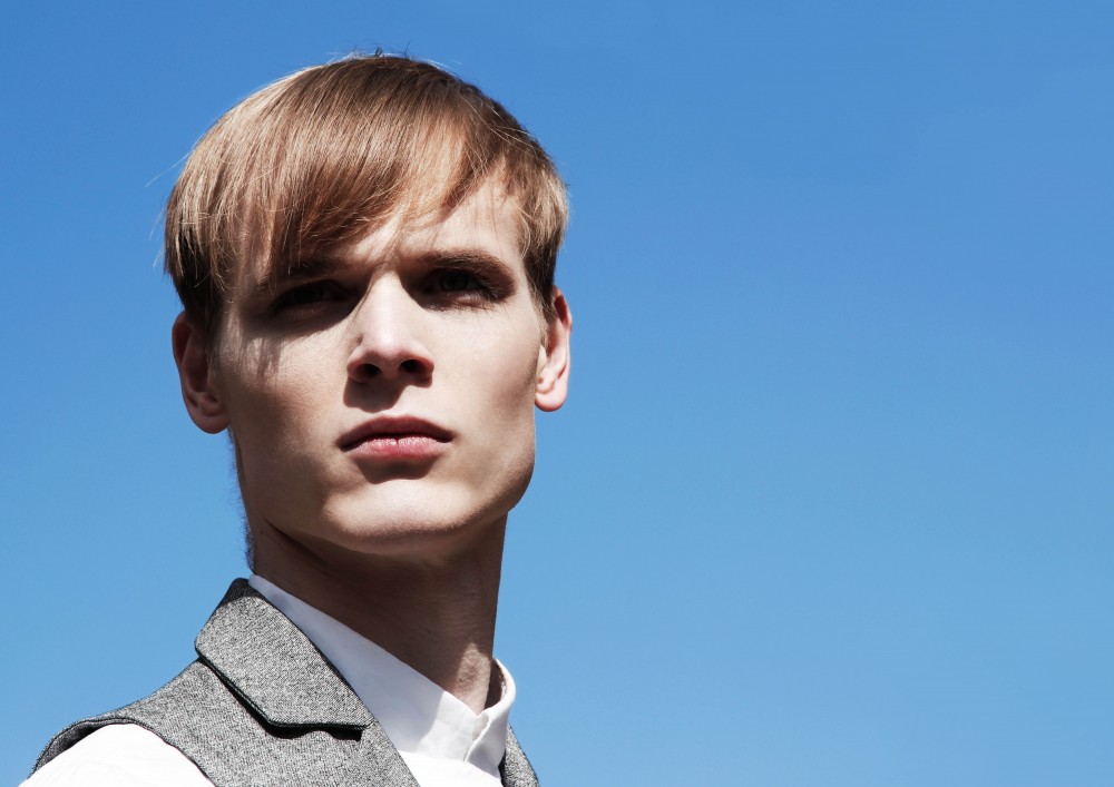 Photographer Balint Barna Captures a Stoic Val Dolezal – The Fashionisto