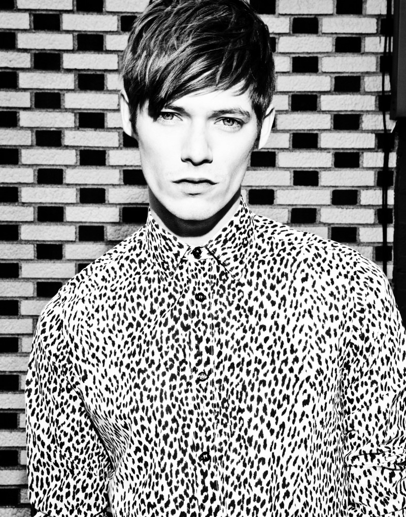 Conrad Leadley Hangs Out with U+Mag – The Fashionisto