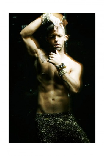 Eric Chow Photographs a Dark Gui Costa – The Fashionisto