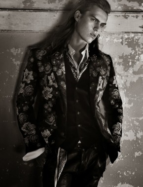 Travis Smith is the New Romantic for Hercules – The Fashionisto