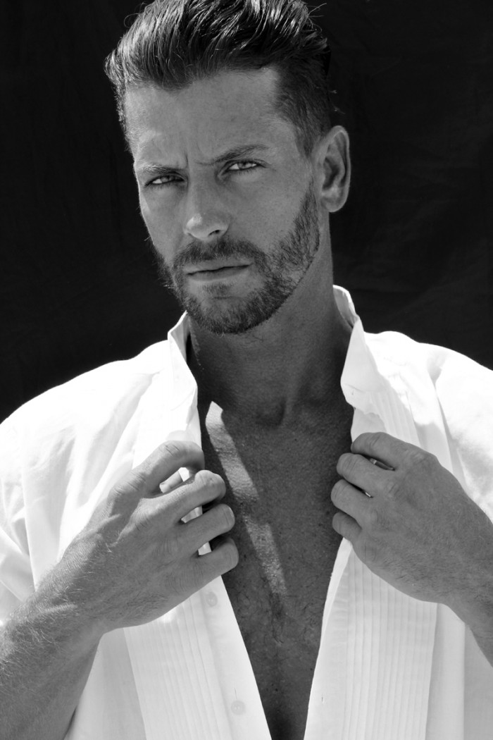 Josh Button Hits the Beach with Photographer Ricky Cohete – The Fashionisto