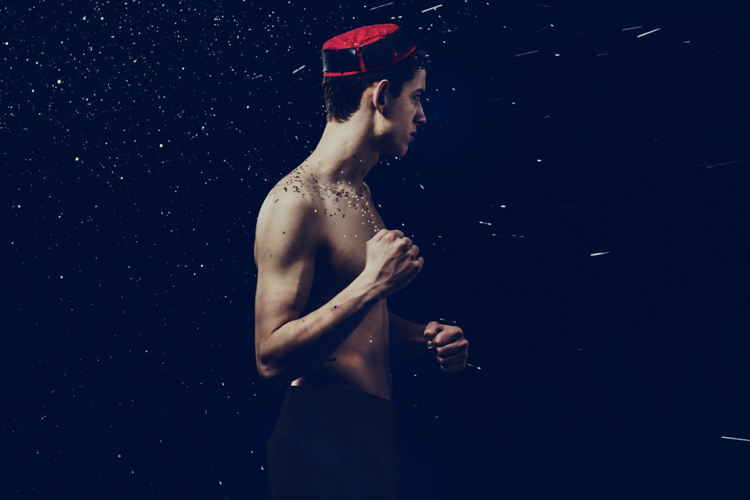 Glitter: Jamil Issa Strikes a Pose for Wonderland – The Fashionisto