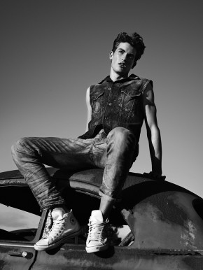 Jason Anthony Rocks Denim Looks for Sportswear International – The ...
