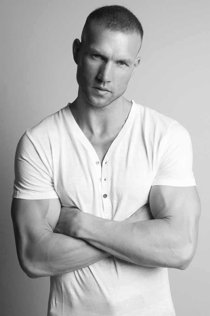 Model Lucas Kerr Sits for New Photos by Ruben Tomas – The Fashionisto