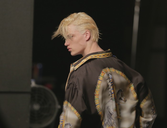 Versace Fall/Winter 2014 Campaign Behind the Scenes – The Fashionisto