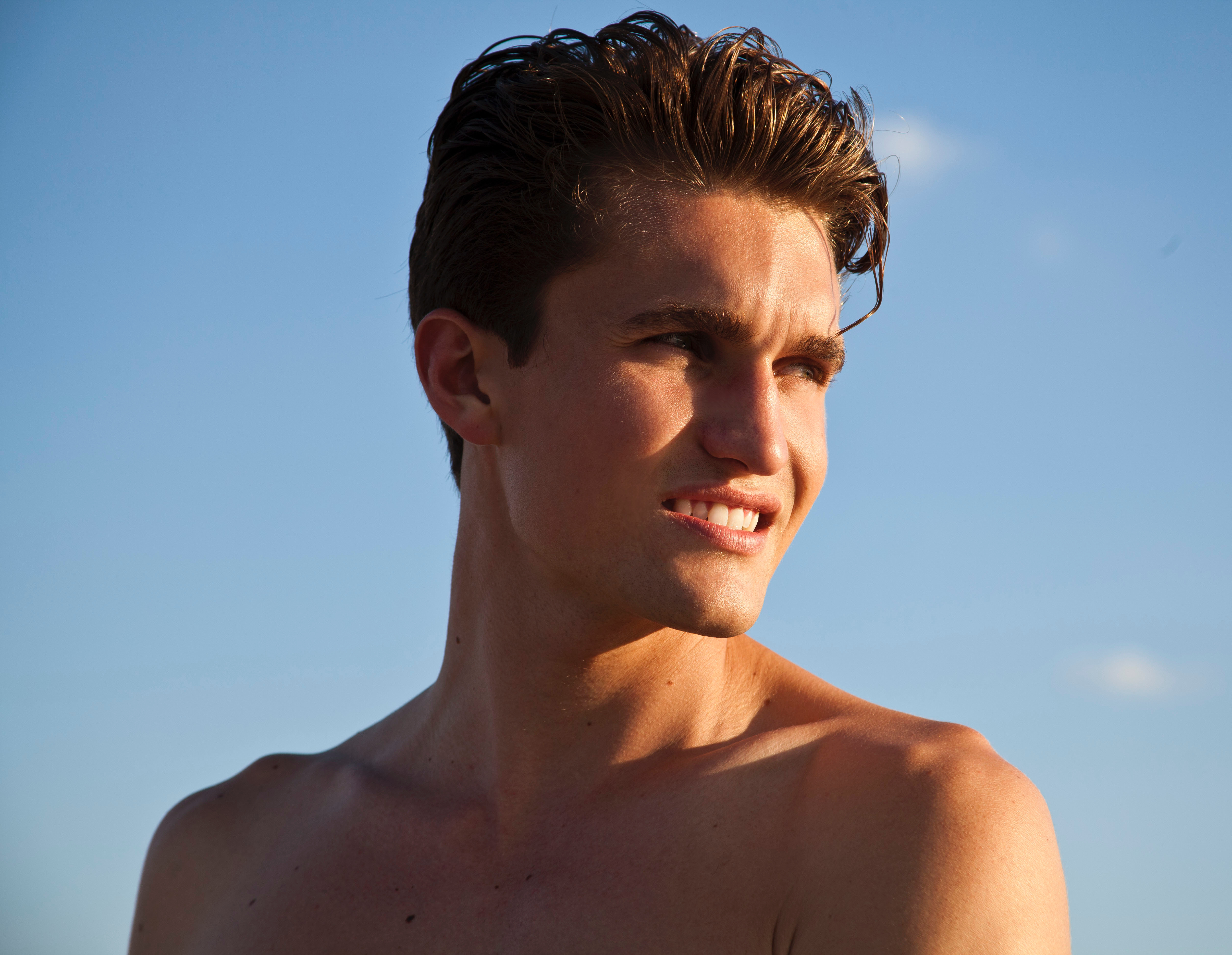 A Sunkissed Chris Hakos by Marcus Cooper – The Fashionisto