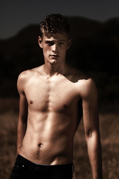 Fashionisto Exclusive: Noah Teicher by Valentina Quijada – Page 2 – The ...