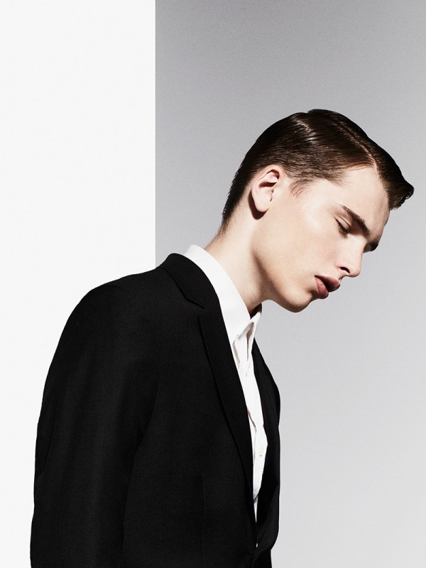 Stefan Models Sharp Looks in Photos by Joe Bulawan – The Fashionisto