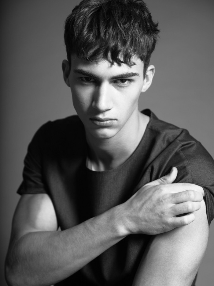 Alessio Pozzi Poses for the Lens of Saverio Cardia – The Fashionisto