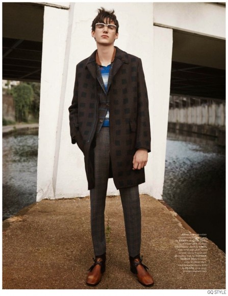 Vintage Inspired Styles Revamped for Fall ‘Brit Pop’ Fashion Spread ...