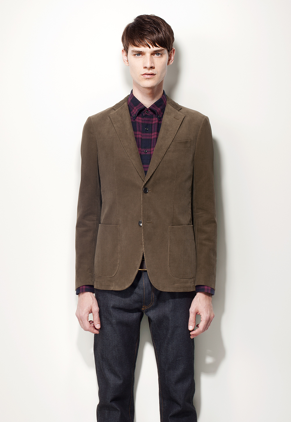 Douglas Neitzke Models Basic Fall 2014 Men’s Styles for UNIQLO | The ...