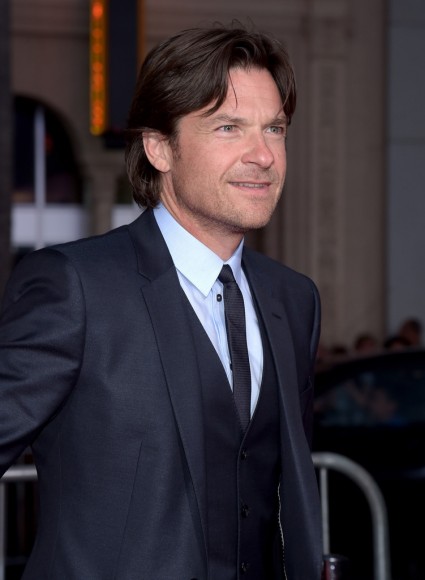 Jason Bateman Wears Three-Piece Suit to ‘This Is Where I Leave You ...