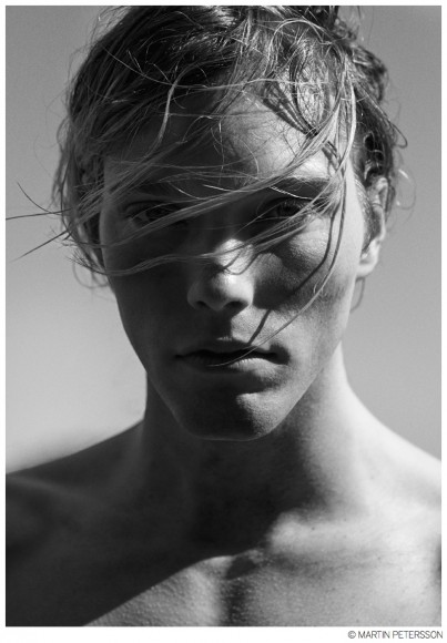 Lane Davis Hits the Beach with Martin Petersson – Page 2 – The Fashionisto
