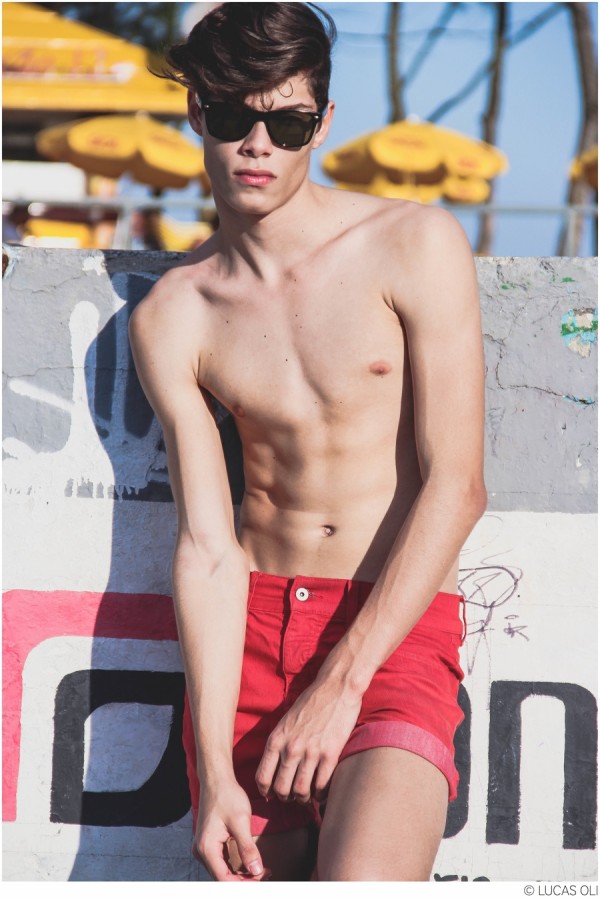 Rique Santos Hits the Beach with Lucas Oli for Beach Shoot – The ...