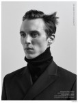 Thomas Gibbons Covers Hunter Magazine with a Smile – The Fashionisto
