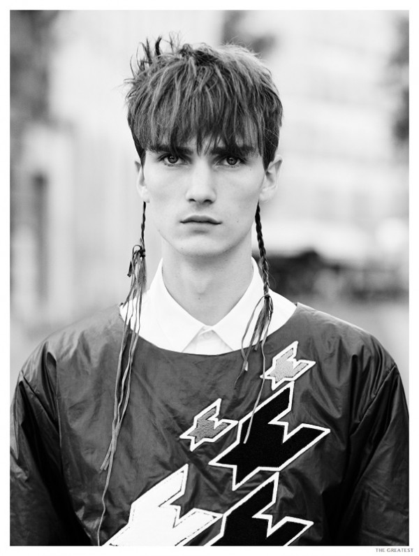 Gryphon O’Shea Models Eclectic Designer Styles for The Greatest – The ...