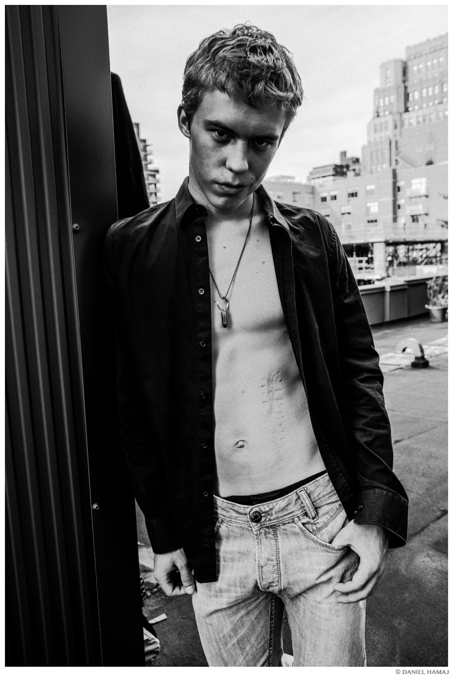 Fresh Face Shimmy Harmon by Daniel Hamaj – The Fashionisto