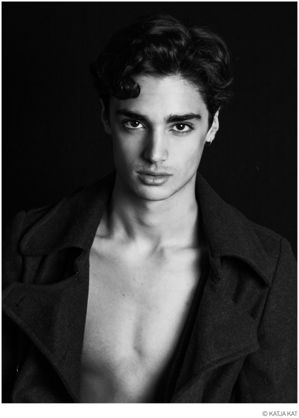 Thomas Martini is a Dark Romantic by Katja Kat – The Fashionisto