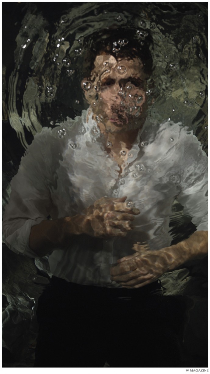 Jake Gyllenhaal Poses Underwater for W Magazine December 2014 Cover ...