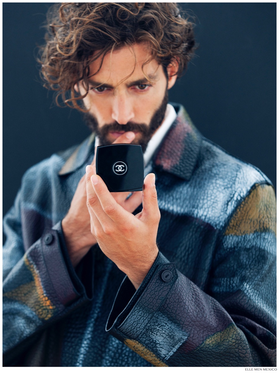 Maximiliano Patane Plays Makeup Artist for Elle Man Mexico – The ...
