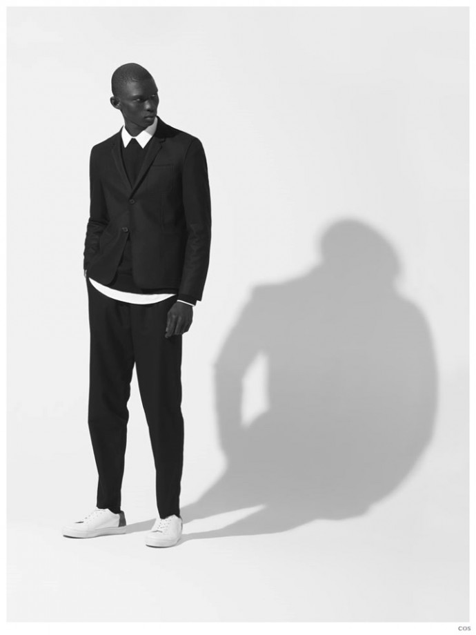 COS Showcases Minimal Holiday Men’s Styles – The Fashionisto