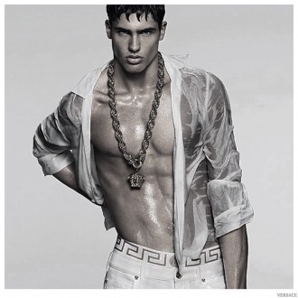 Versace Previews Spring/Summer 2015 Men’s Campaign – The Fashionisto