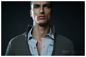 Brent Clancy Rocks Denim for ES Collection – The Fashionisto