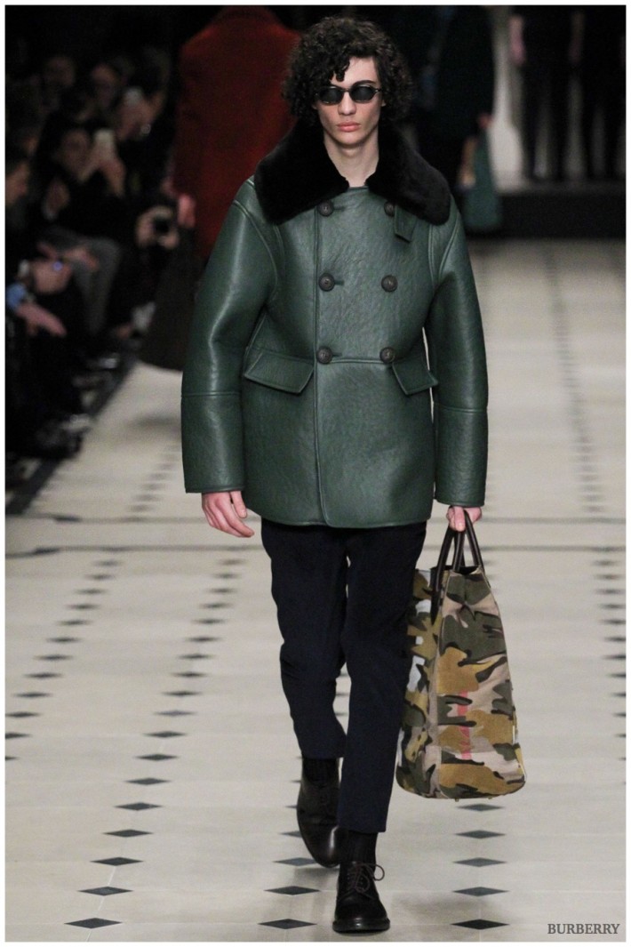 Burberry Prorsum Fall/Winter 2015 Shearling, Animal Prints, Monogramed ...