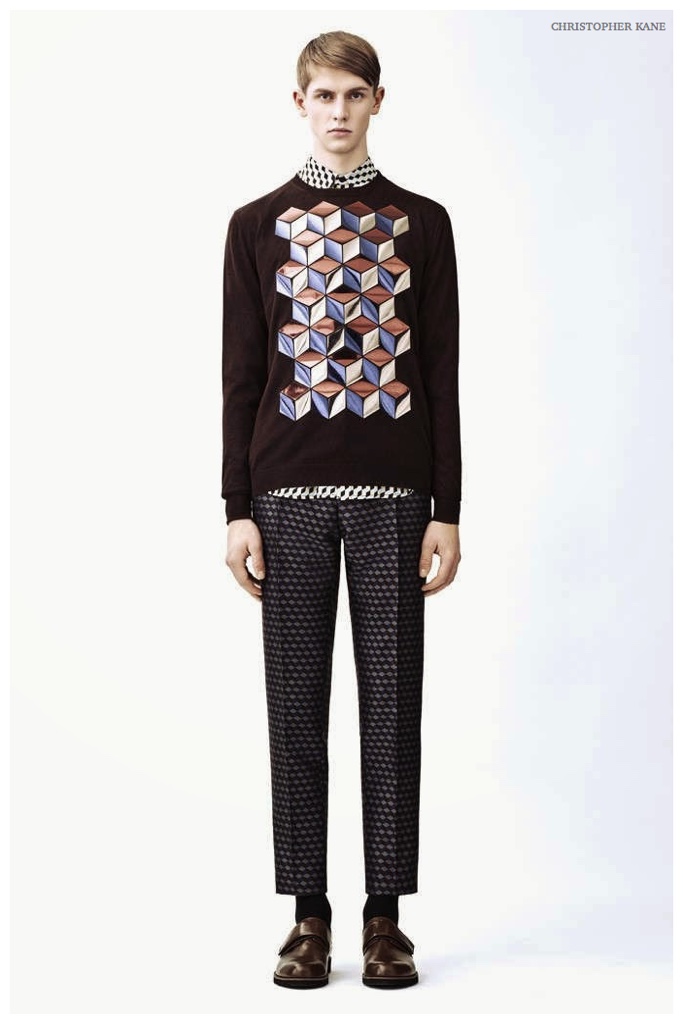 Christopher Kane Embraces Strong Colors & Patterns for Fall/Winter 2015 ...