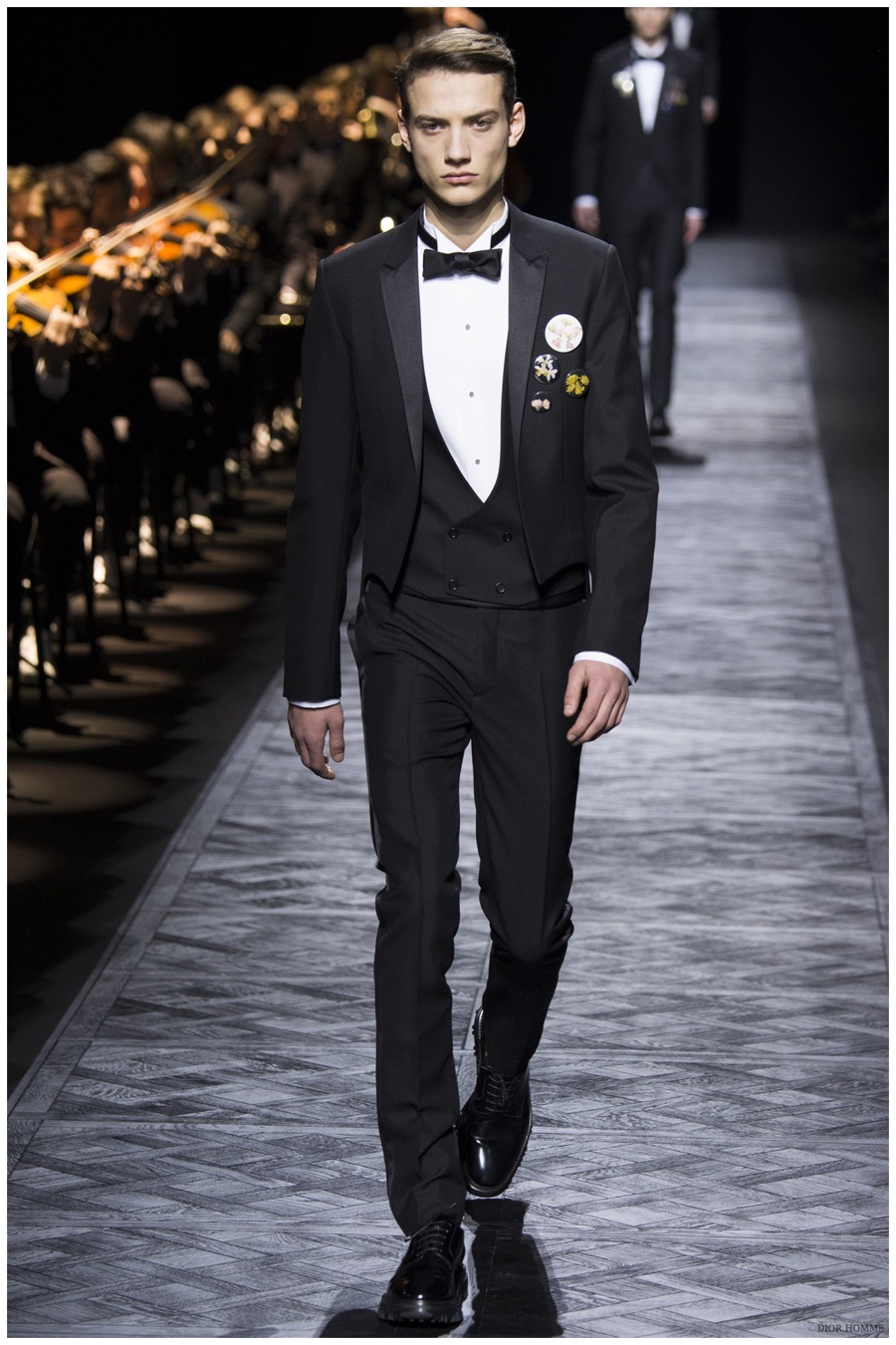 Dior Homme Fall/Winter 2015 Menswear Collection: A Formal Affair | The ...