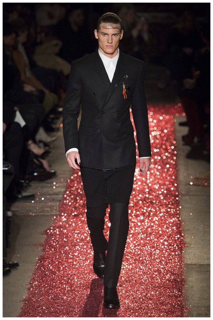 Givenchy Fall/Winter 2015 Menswear Collection: Devil’s in the Details ...