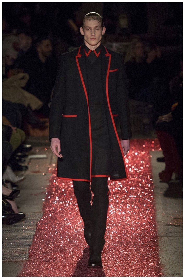 Givenchy Fall/Winter 2015 Menswear Collection: Devil’s in the Details ...