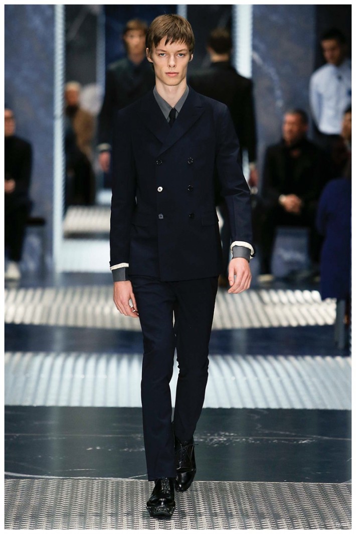 Prada Fall/Winter 2015 Menswear Collection: Black Minimalism – The ...
