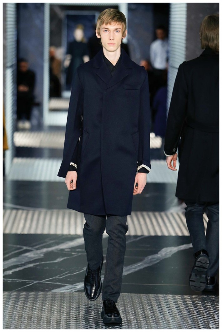 Prada Fall/Winter 2015 Menswear Collection: Black Minimalism – The ...