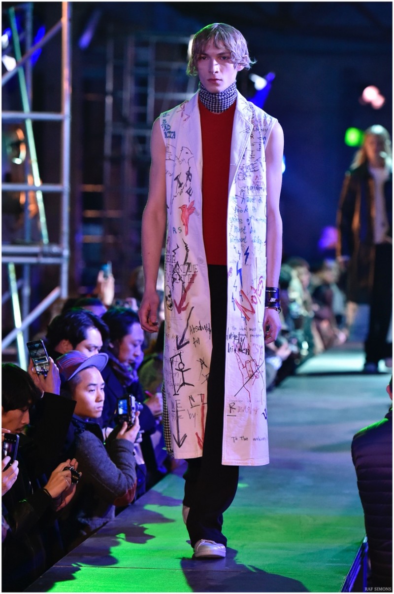 Raf Simons Fall/Winter 2015 Menswear Collection: Warehouse Chic – The ...