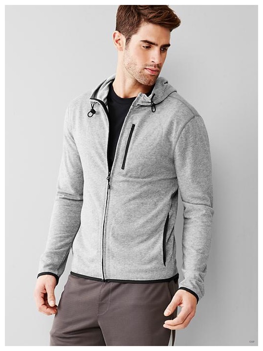 Gap Gym Wear: Chad White Goes Sporty in Active Men's Gym Styles