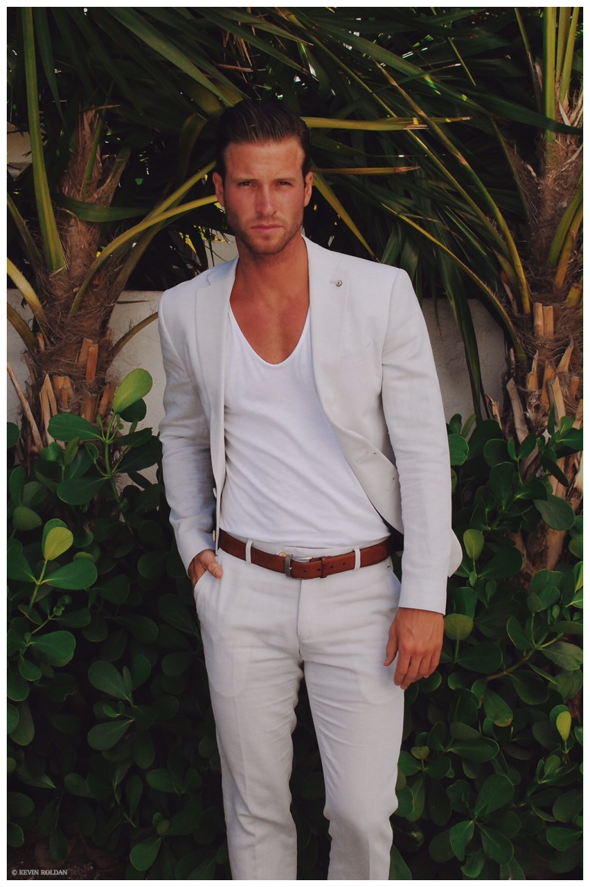 Anthony Garrett Models Fun Miami Styles – The Fashionisto