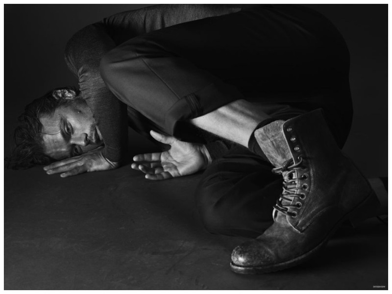 Sam Heughan Appears in Interview Photo Shoot, Talks ‘Game of Thrones ...