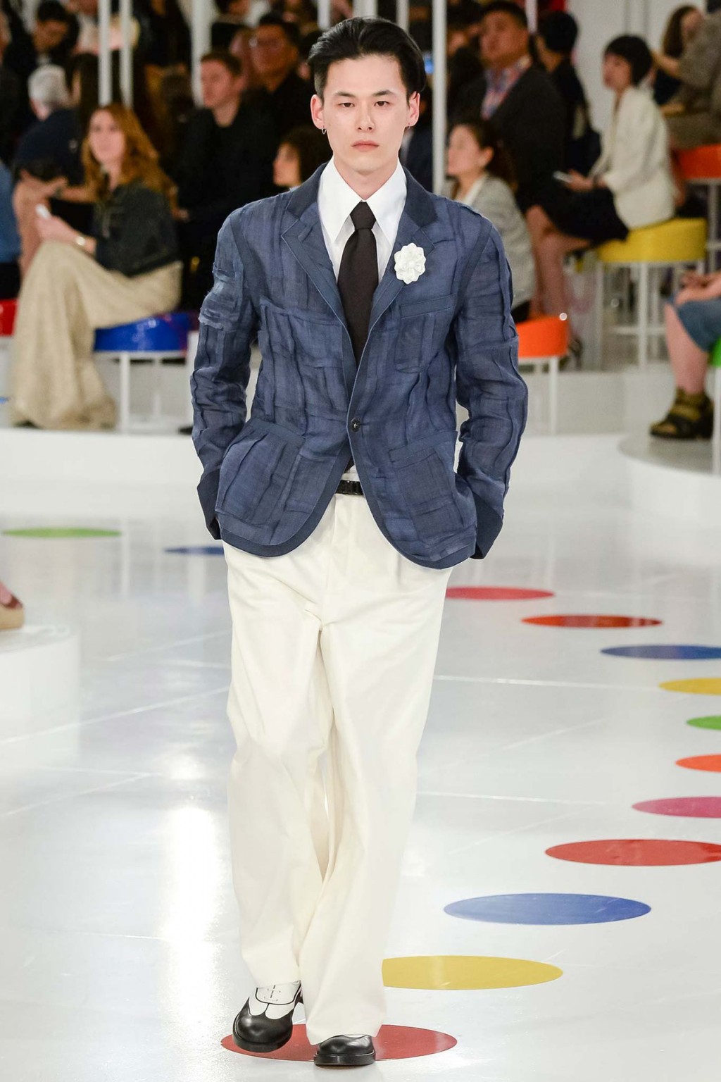 Chanel Unveils Resort 2016 Collection in Seoul, Korea – The Fashionisto