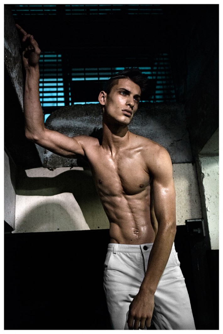 Domingo Rodriguez Unveils Fall/Winter 2015 Leather – The Fashionisto