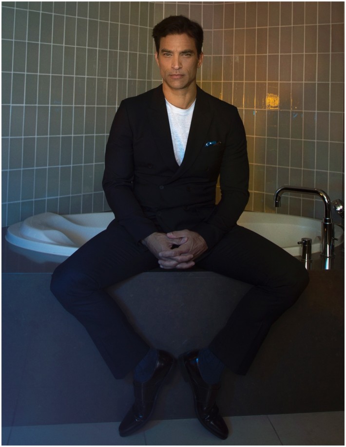 ‘Texas Rising’ Star Johnathon Schaech Stars in Ferrvor Photo Shoot ...