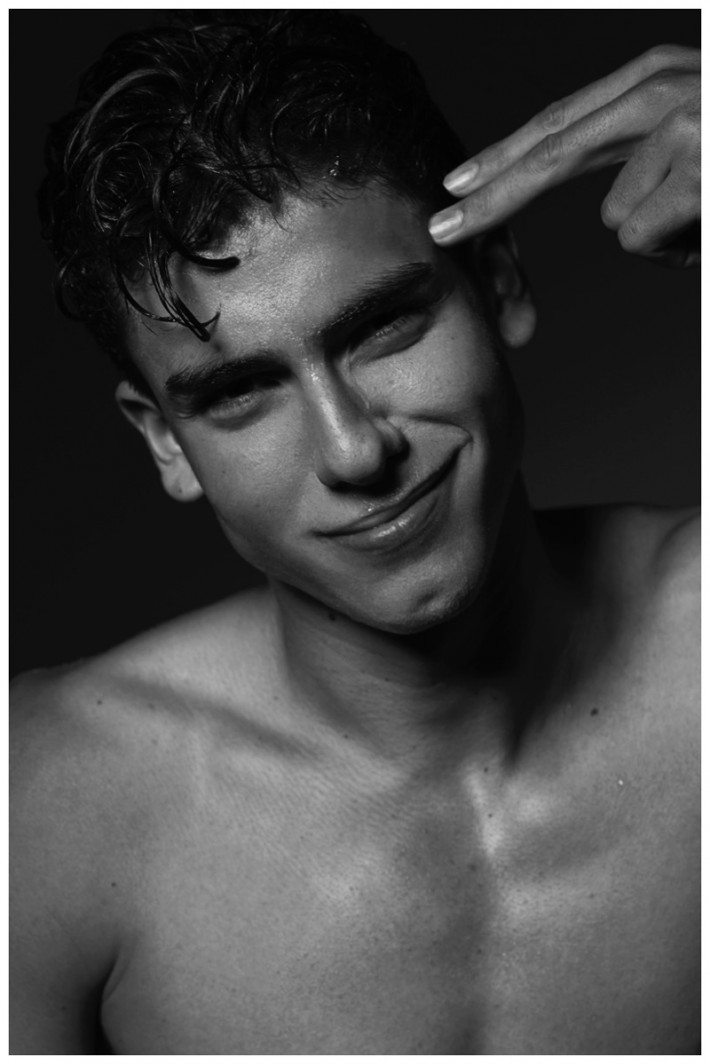 New Face Pari Tami Poses for Portrait Series by Tony Ortiz – The ...