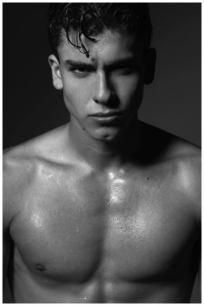 New Face Pari Tami Poses for Portrait Series by Tony Ortiz – The ...