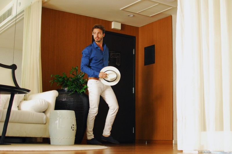 Emanuele Fiore Stars in Kevin Roldan Shoot at Mondrian Hotel – The ...